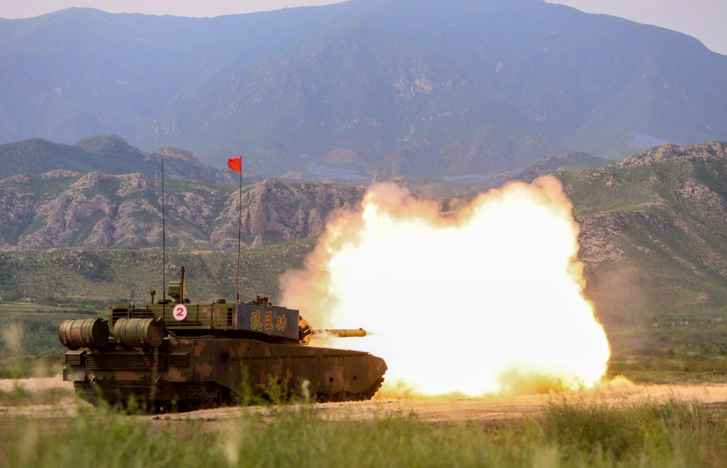 随99A式主战坦克，来个加速度！_央广网