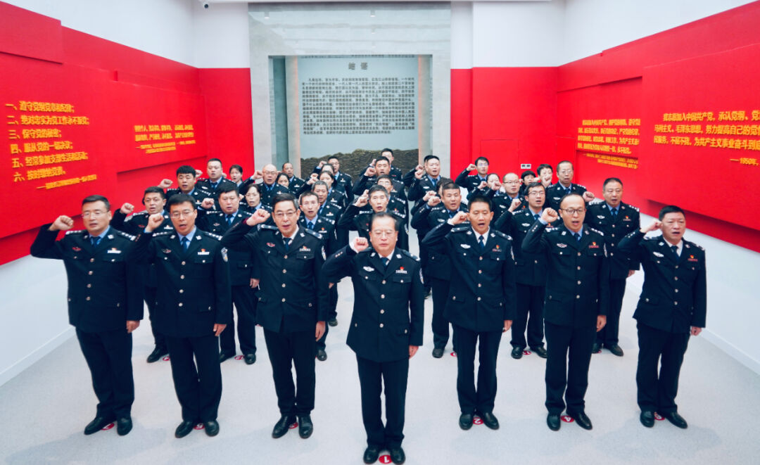 监狱戒毒人民警察唱响《中国人民警察警歌》_央广网