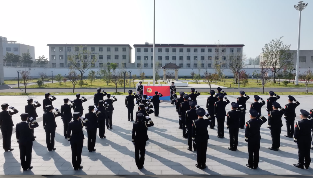监狱戒毒人民警察唱响《中国人民警察警歌》_央广网
